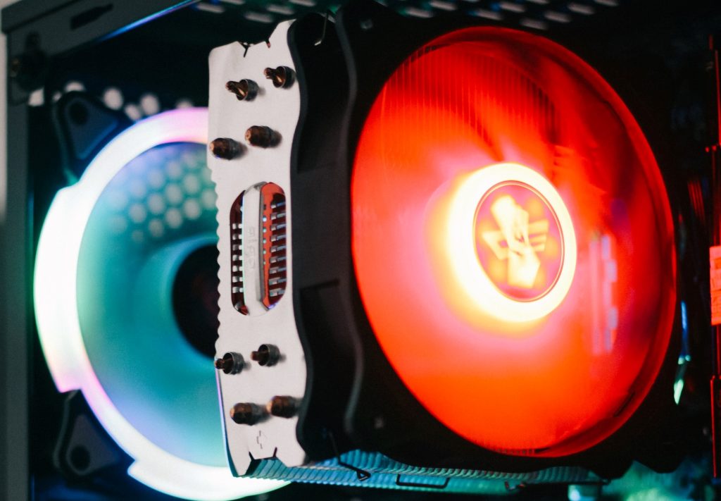 【2025年】CPUクーラーの選び方とおすすめ15選｜空冷と水冷タイプ別に紹介 | ガジェットHACK